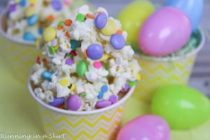 Easy & Festive White Chocolate Easter Popcorn Recipe