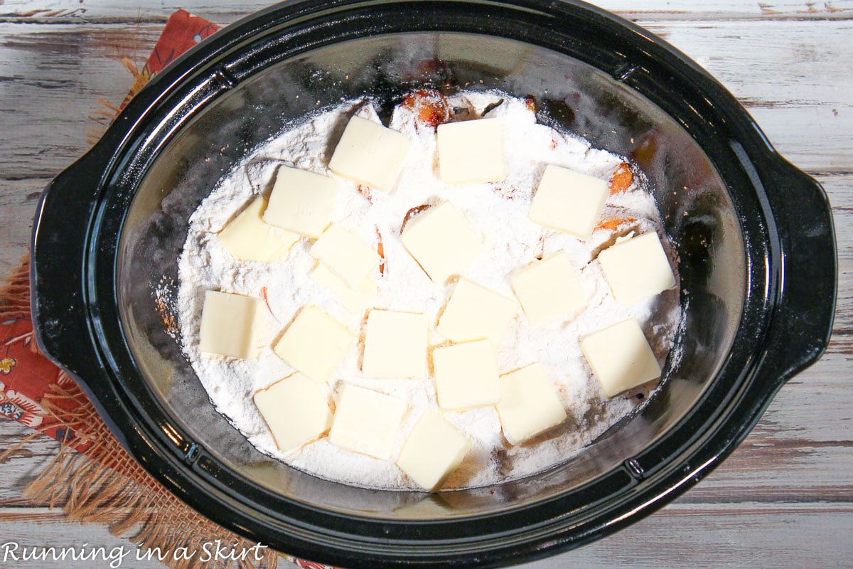 Crock Pot Peach Cobbler with Cake Mix - Easy & Delicious « Running in a ...